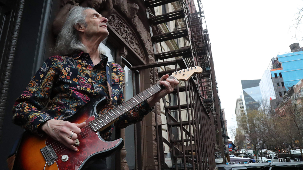 How a Jewish kid named Lenny Kaye became a rock 'n' roll legend – The ...