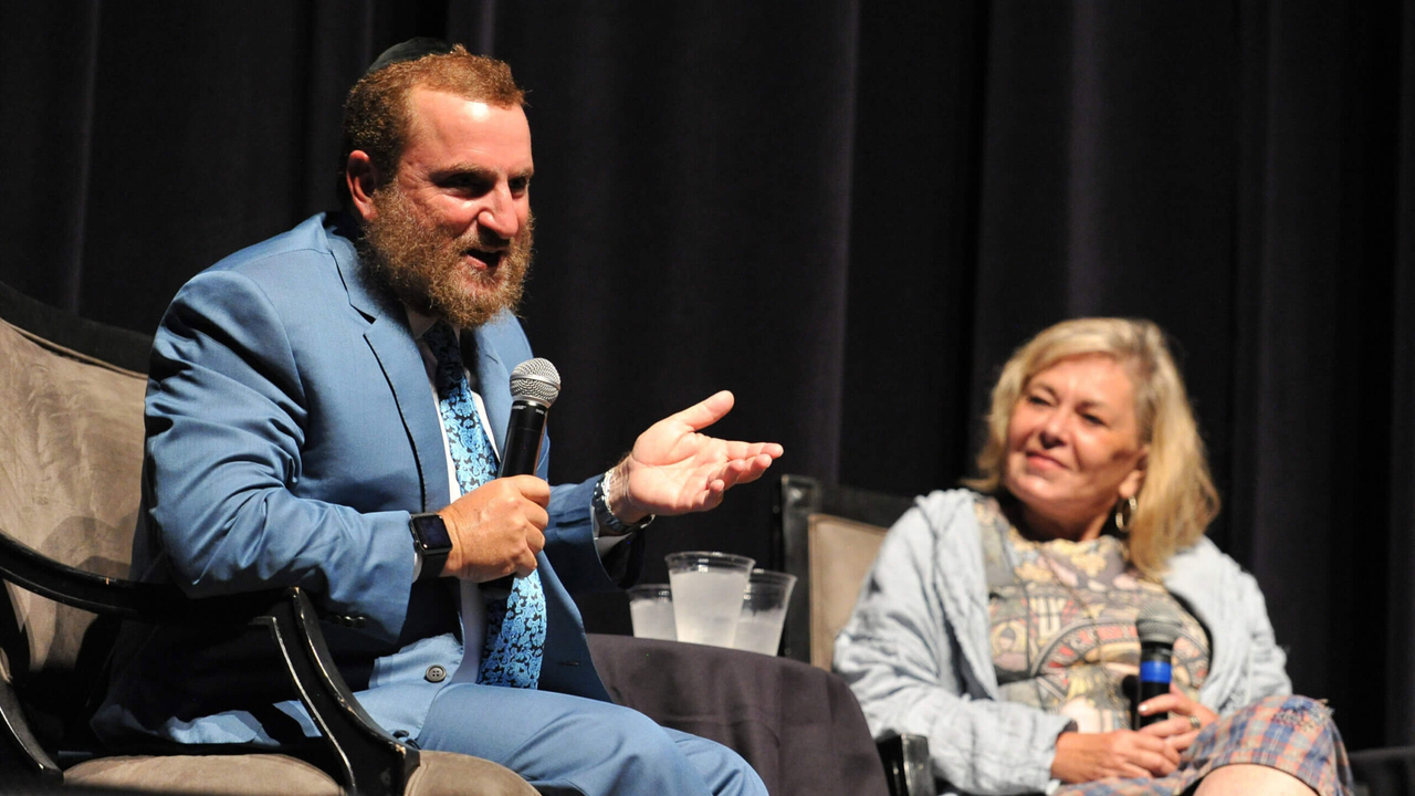 Rabbi Shmuley calls on friend Roseanne Barr to clarify her rant