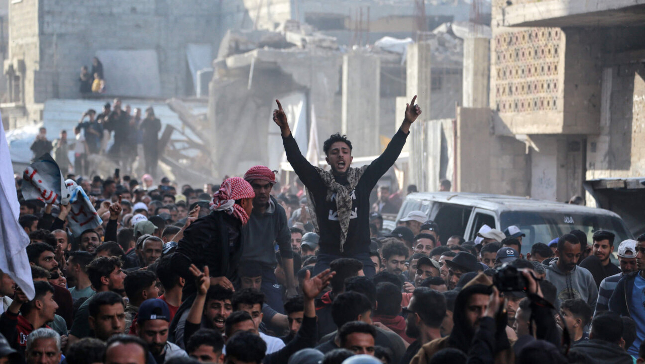 Dan Perry – The Forward