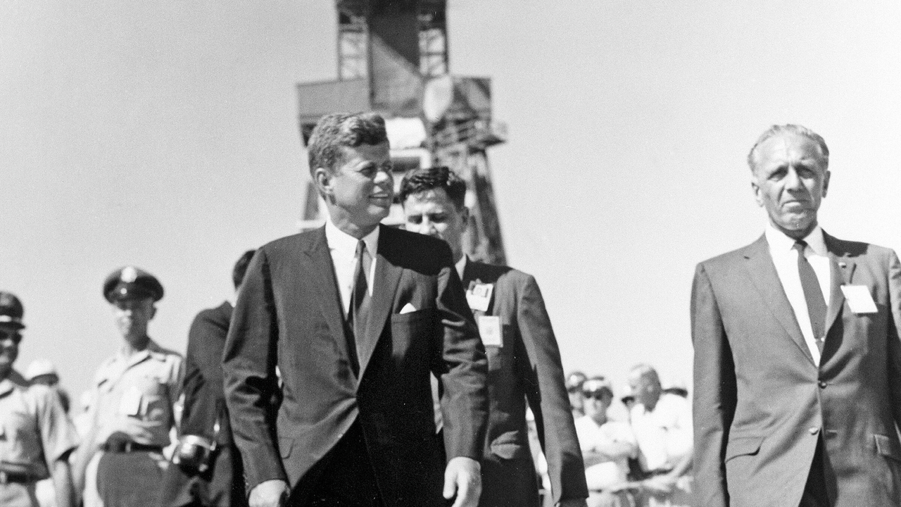 Why did it take NASA so long to stop honoring a Nazi scientist? – The ...