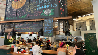 Amid wars, Israeli chefs like Eyal Shani are feeling the heat – The Forward