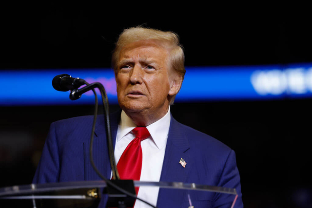 Holocaust survivor condemns Harris calling Trump a ‘fascist’ – The Forward
