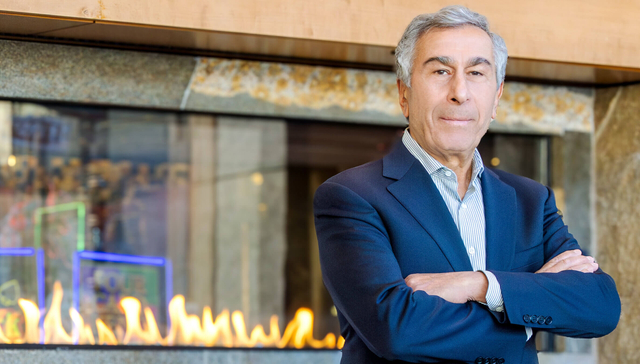 Persian Jewish casino owner from Iran stands with Israel – The Forward