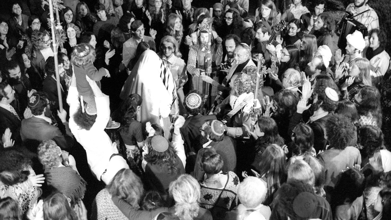 Where did the Jewish anthem 'Am Yisrael Chai' come from? – The Forward