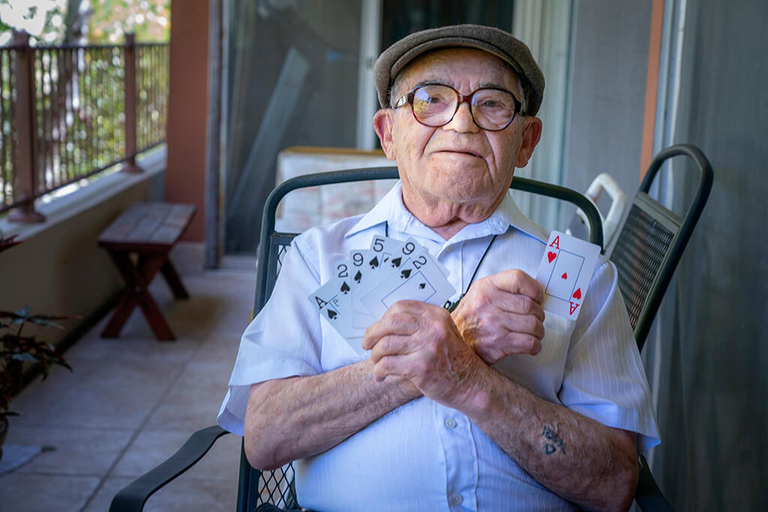 Beautiful, intimate photos of the last living Holocaust survivors – The ...