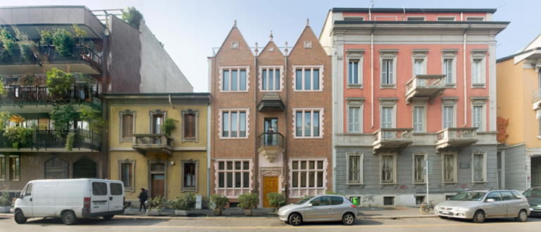 See a slideshow of 770 Eastern Parkway — and its replicas throughout ...