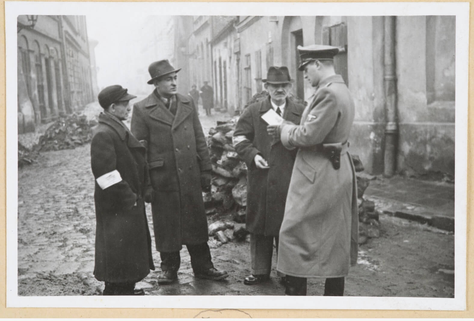 If the U.S. had acted, Anne Frank might still be alive — Ken Burns on ...