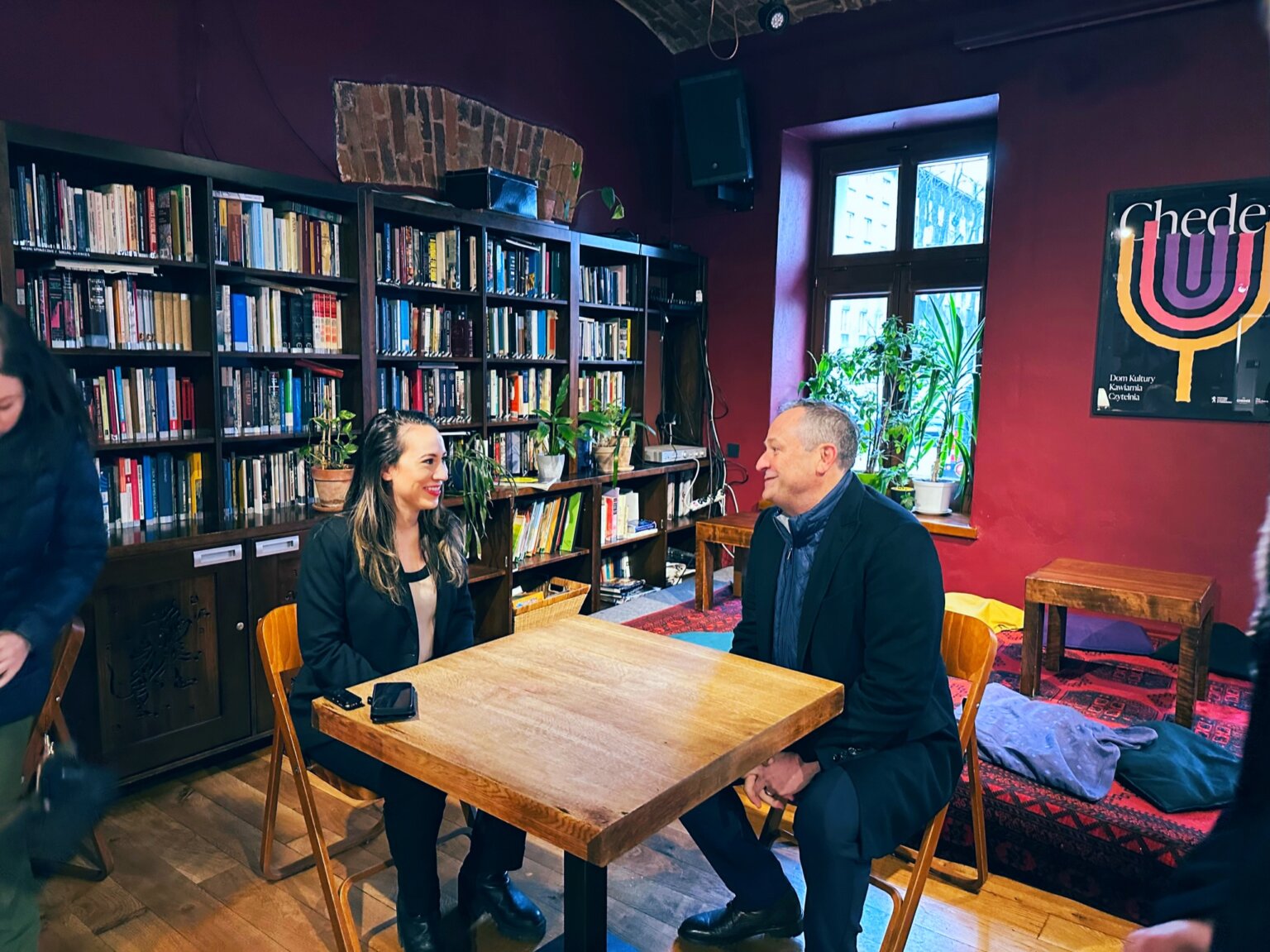 ‘Live without fear’: Doug Emhoff on being Jewish – The Forward