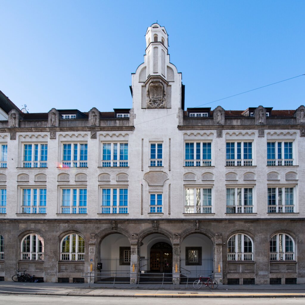 My German aunt died in the Holocaust. A Munich high school made sure ...