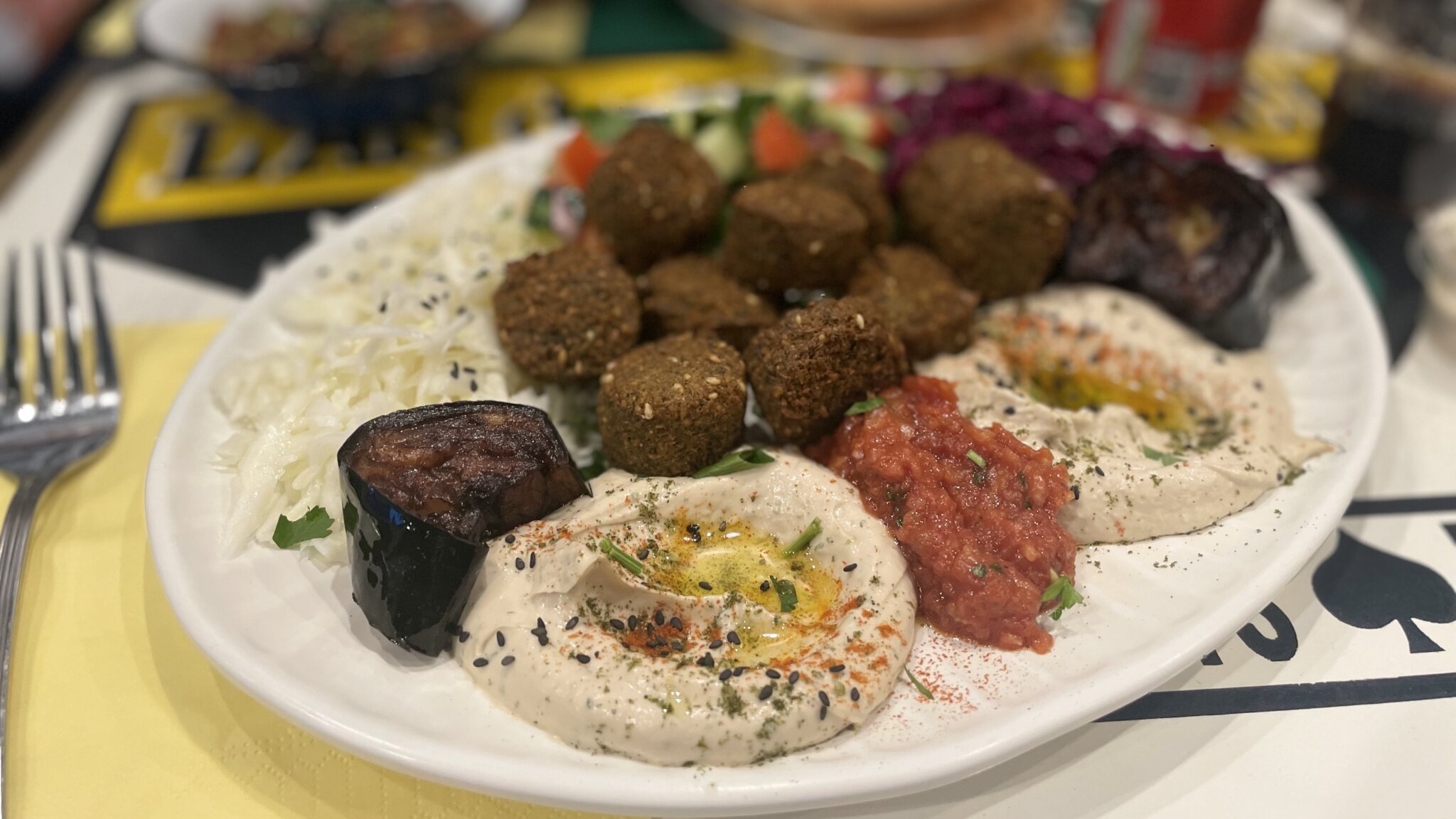 L’As du Falafel in Marais is worth the wait – The Forward