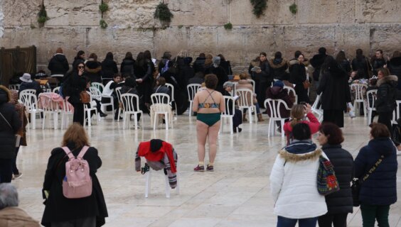 April Gaede – The Forward