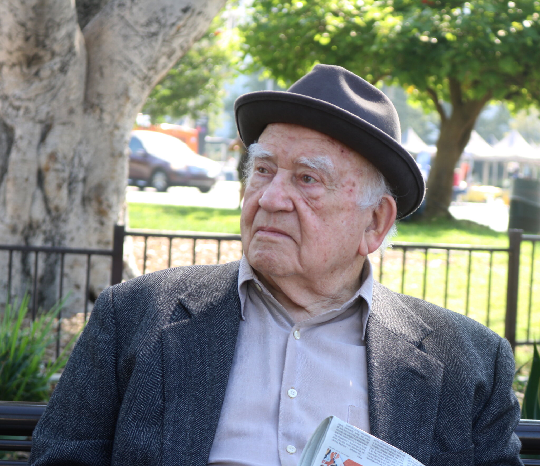 Ed Asner stars as Holocaust survivor in 'Tiger Within' – The Forward