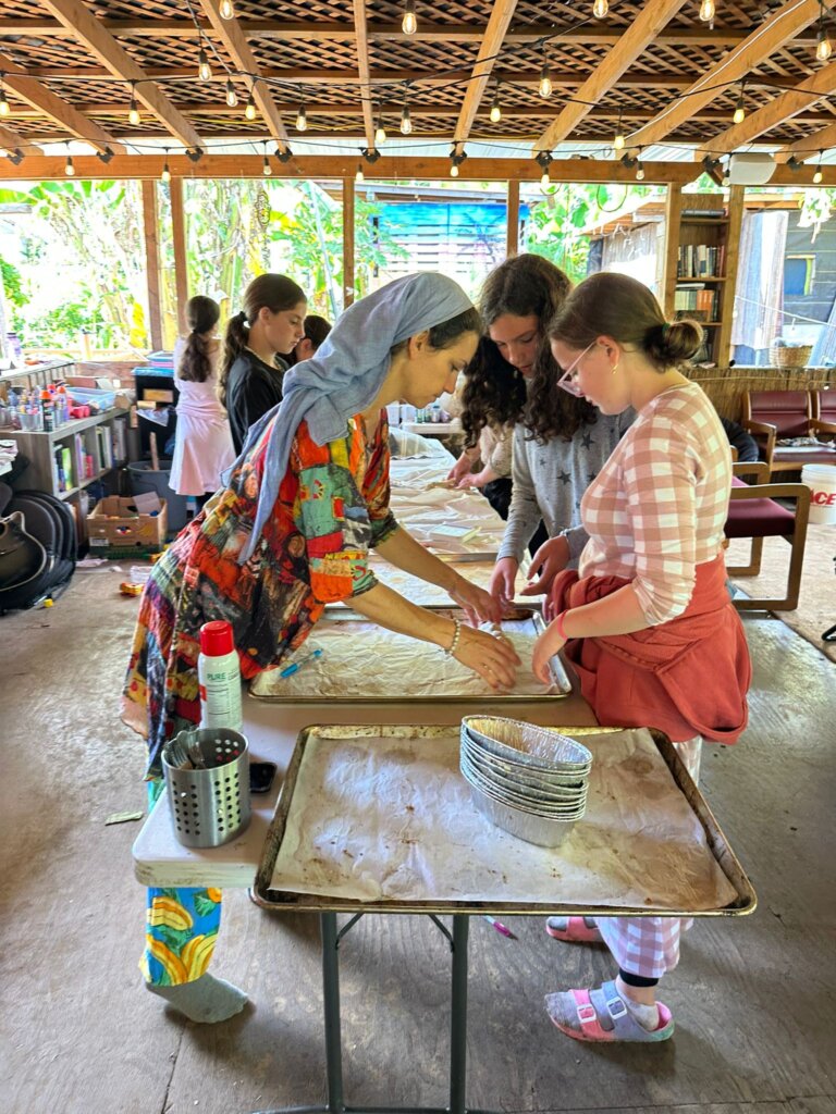 On Maui, a Chabad outpost gives safe harbor to dozens of Jews – The Forward