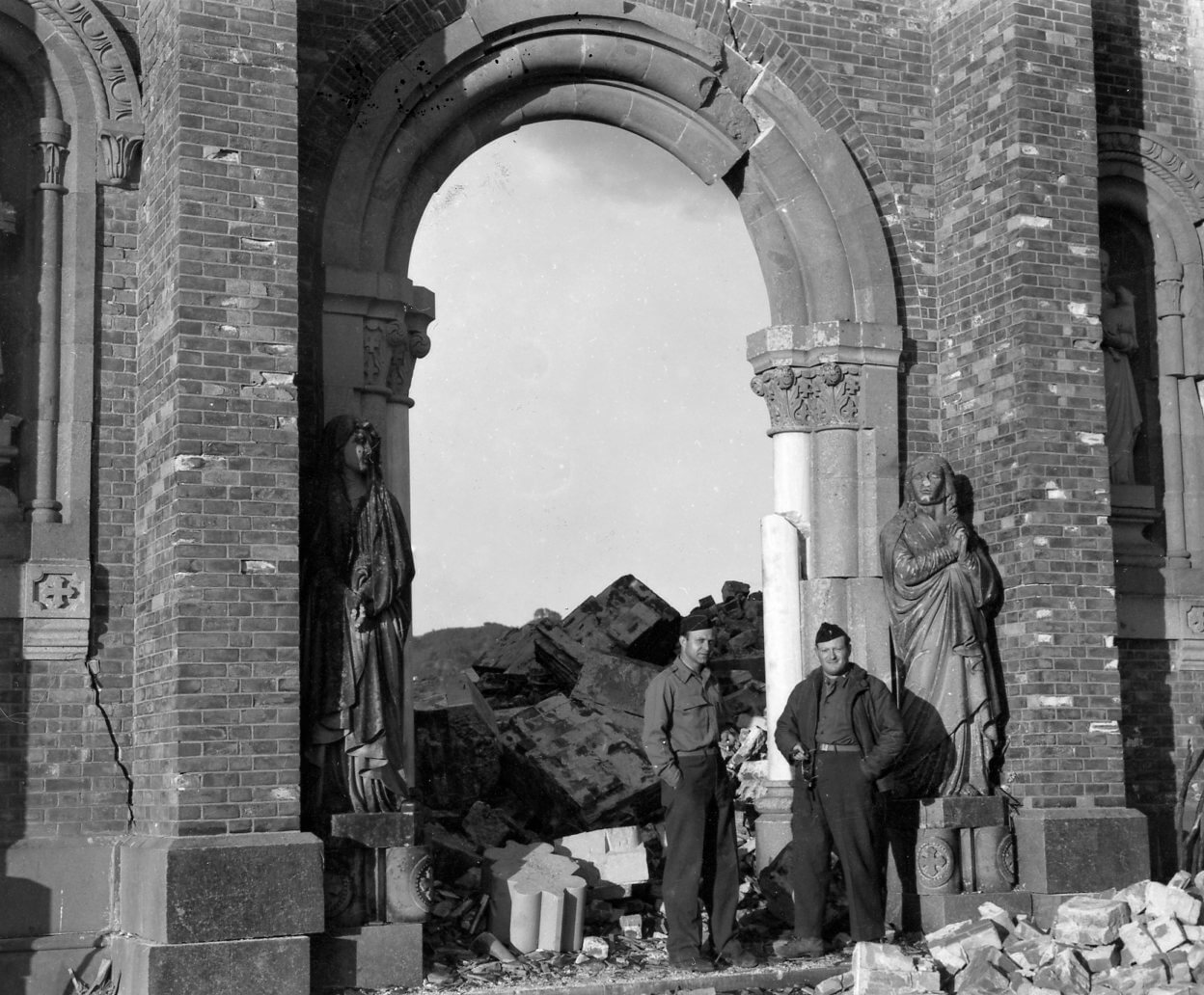 After Hiroshima and Nagasaki, a Jewish survivor remembers – The Forward