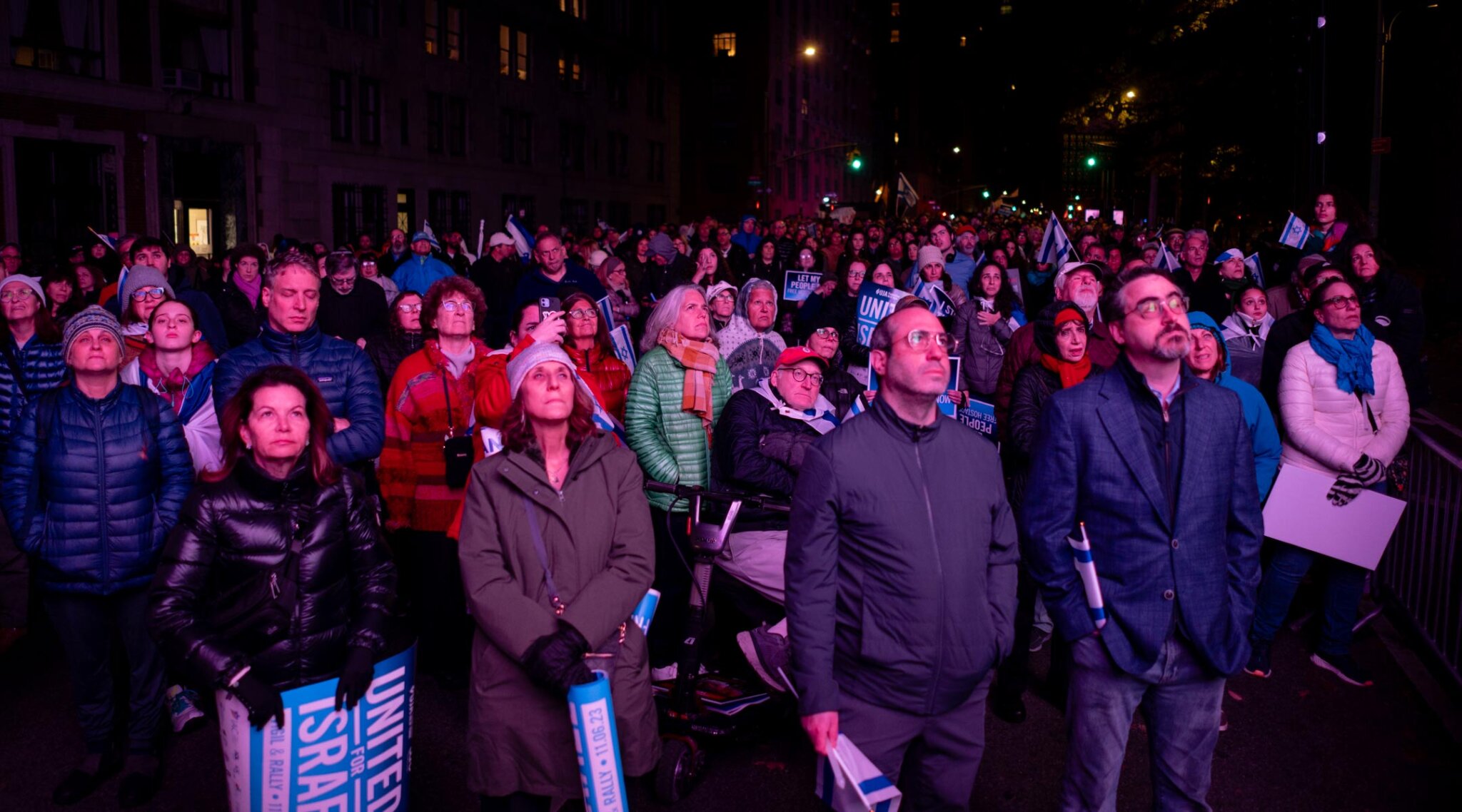 Thousands gather for pro-Israel rally in NYC – The Forward