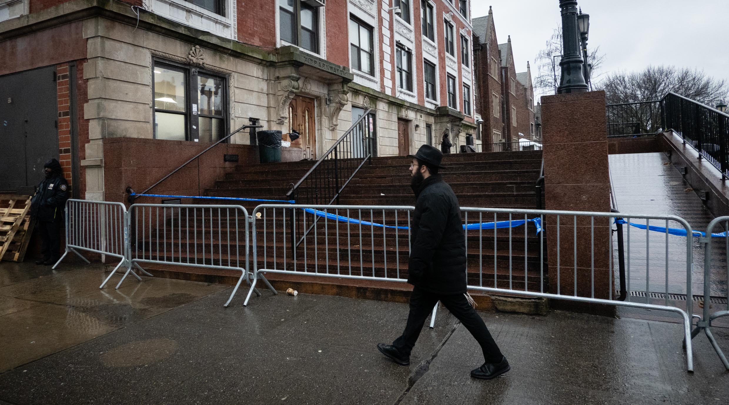 NYC investigators find 60-foot underground tunnel beneath building next ...