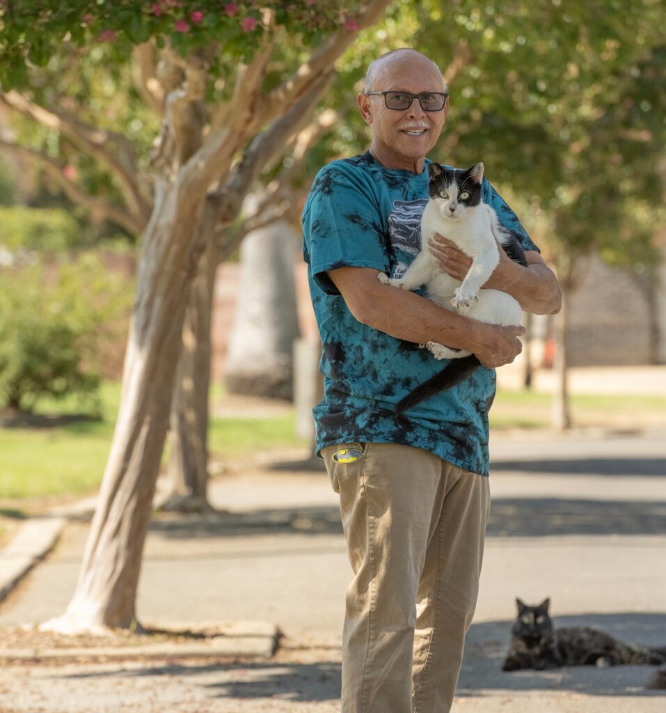 Meet the Jewish funeral cats of Sacramento – The Forward