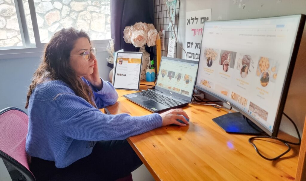 Baking 134 cookies for the 134 Israeli hostages – The Forward