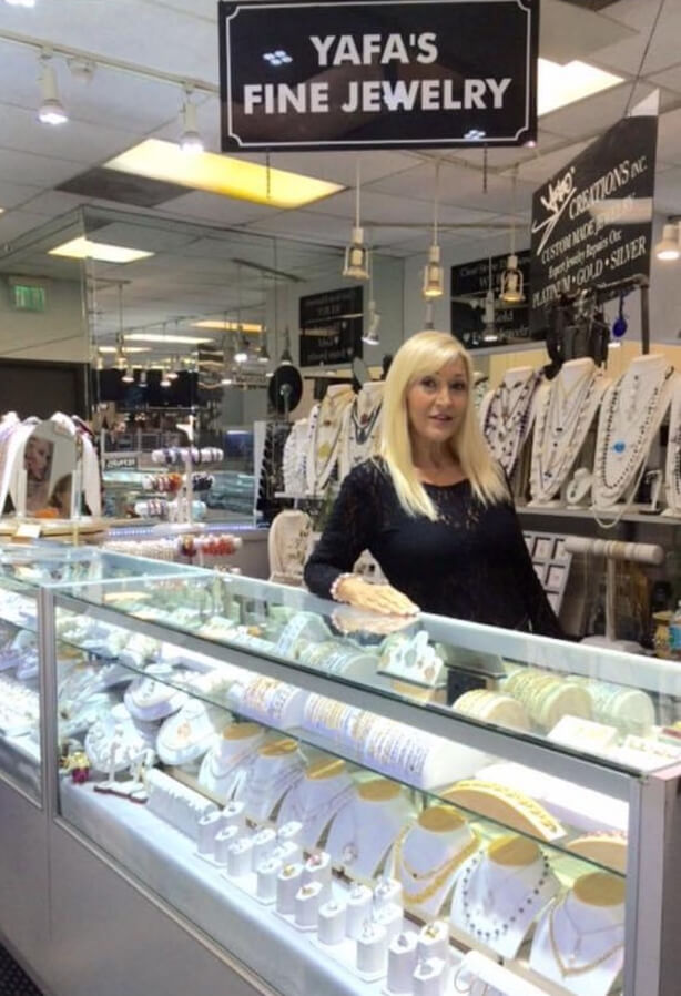 Sales of Jewish and Israeli jewelry and other objects has spiked – The ...