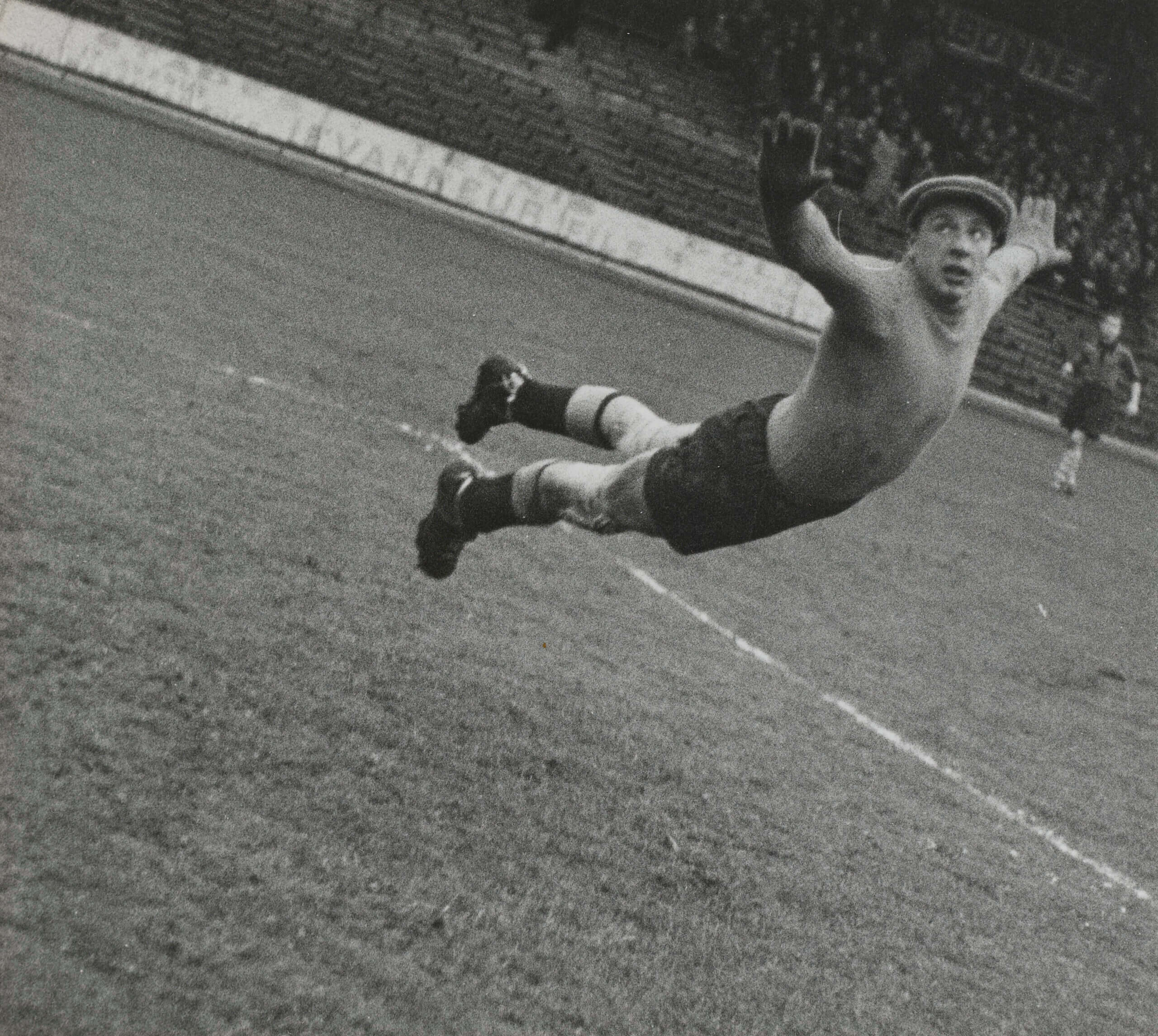 André Steiner — Jewish photographer of nudes and athletes – The Forward
