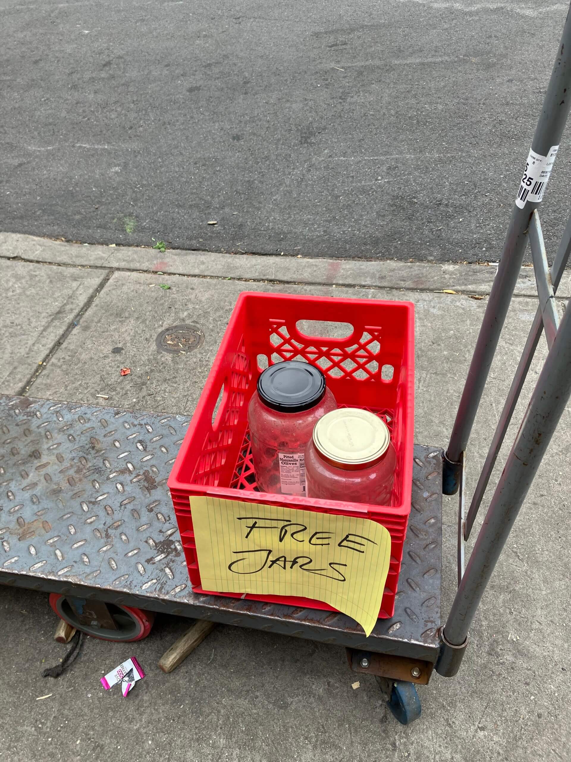 The Park Slope Food Coop is fighting about BDS — again – The Forward