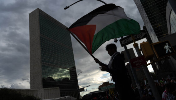 Alex Lederman – The Forward