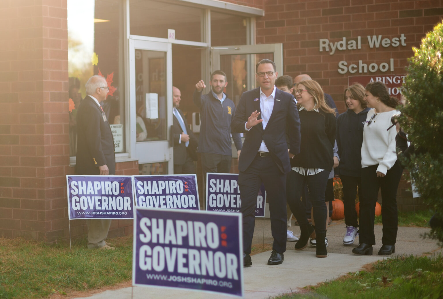 Gaza tests Josh Shapiro's close bonds with Arabs and Muslims