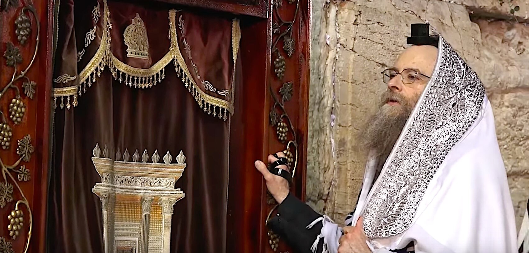 The Kossover Rebbe — beloved leader and rabbinic judge — has died at 66 ...