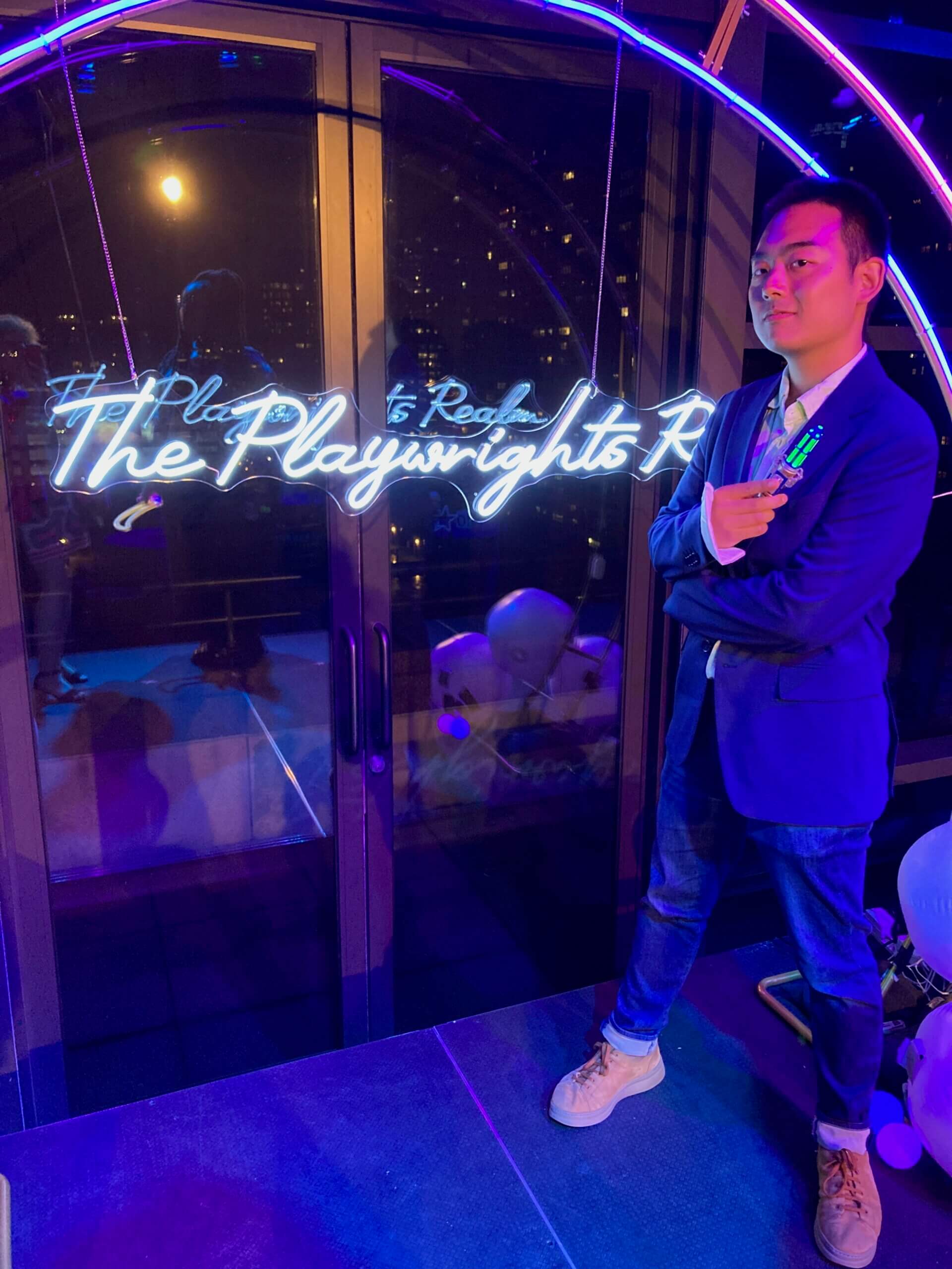 How Brecht and Bernie Sanders shaped Jesse Jae Hoon's plays. – The Forward