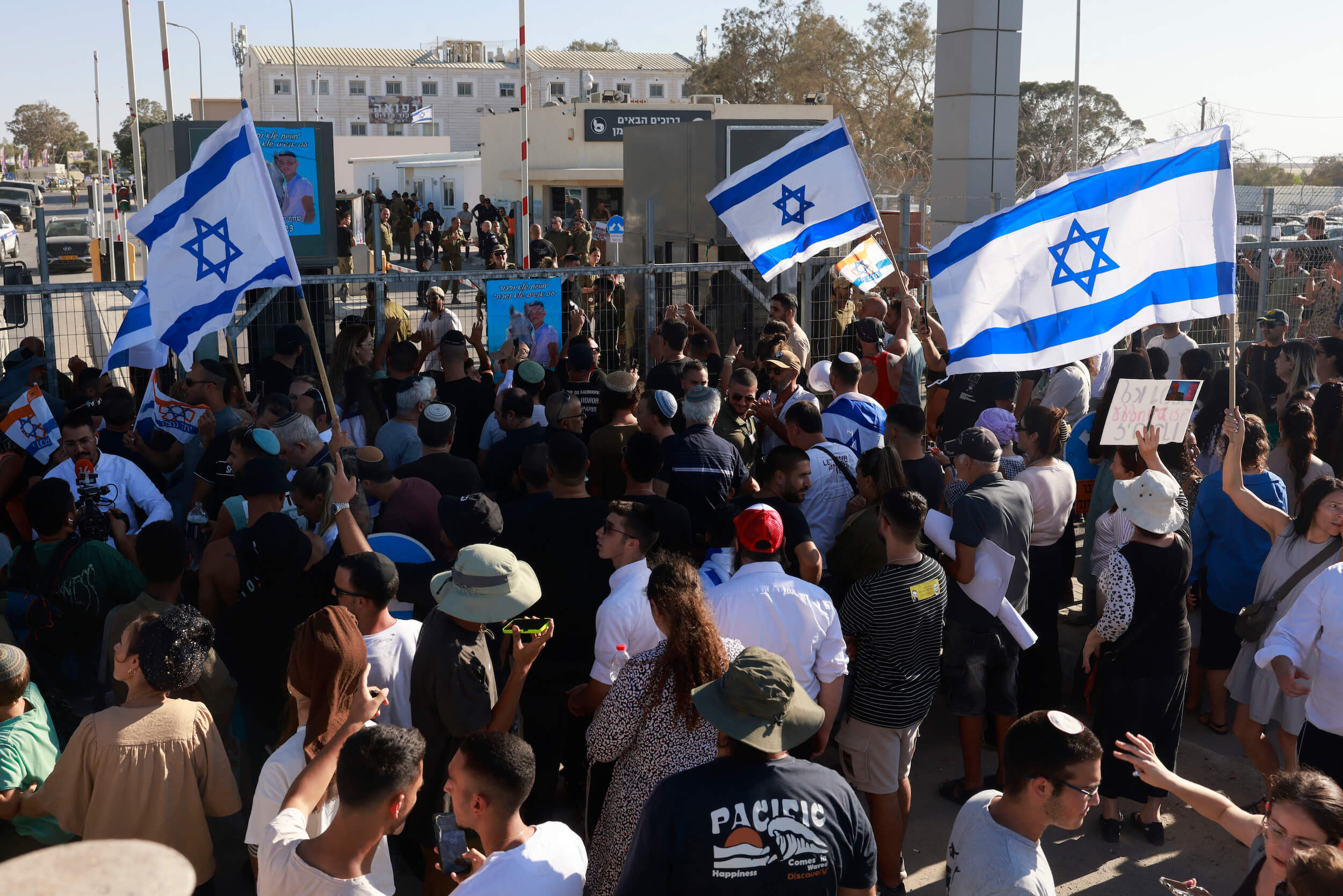 Riots at IDF bases show the rise of religious nationalism in Israel ...