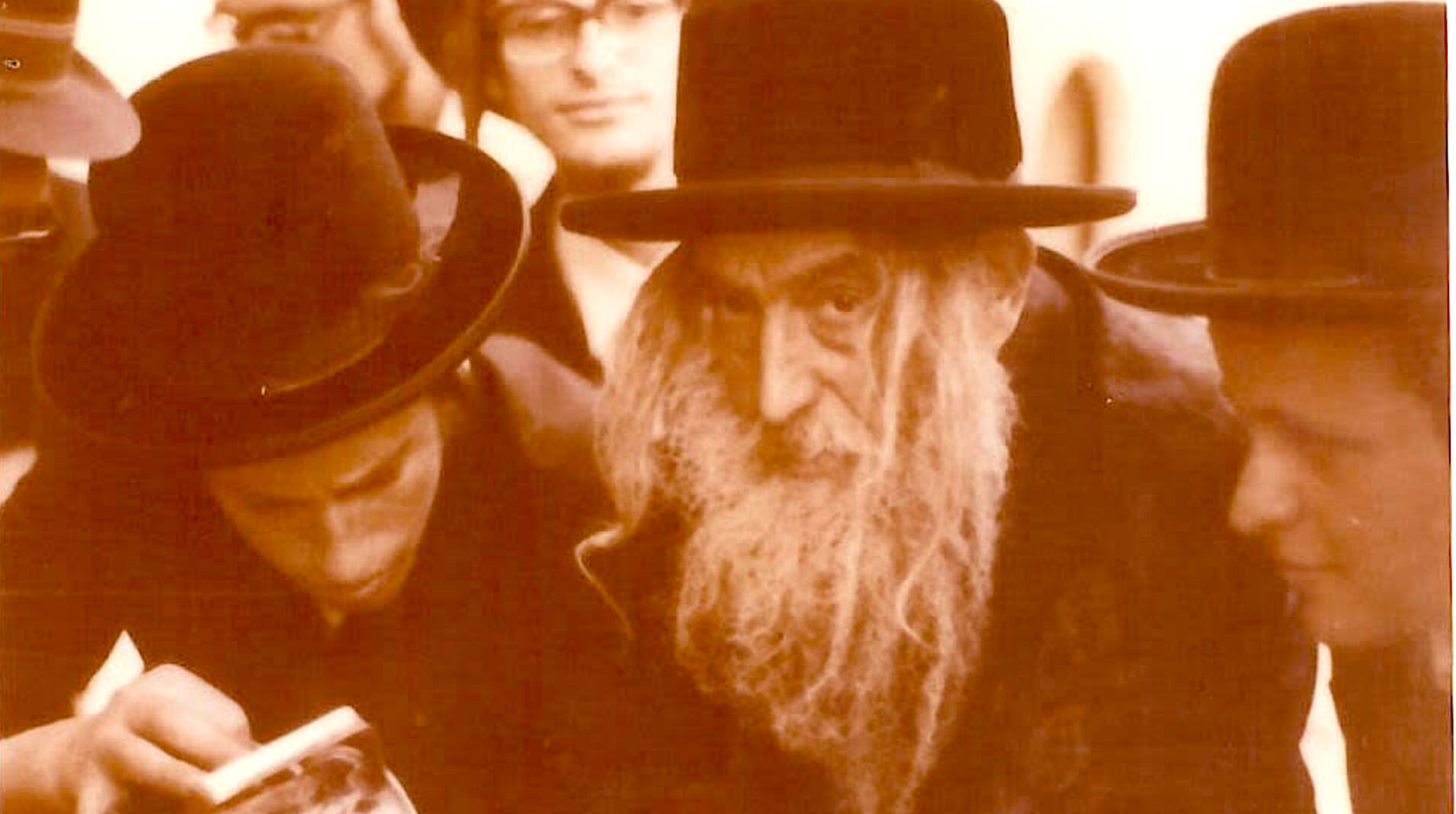 The Ribnitzer Rebbe z"l, the last Hasidic tzaddik of Eastern Europe ...