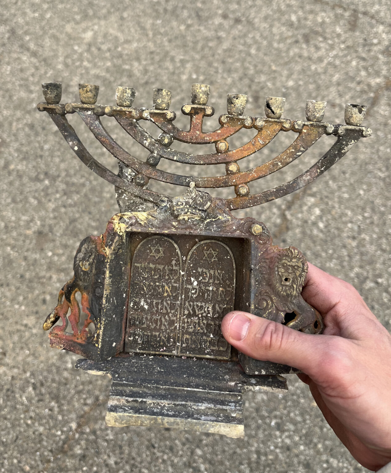 Holocaust survivor’s menorah found in ashes of Eaton Fire – The Forward