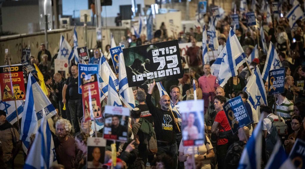 Adam Milstein’s Pro-Israel Memes Are Back