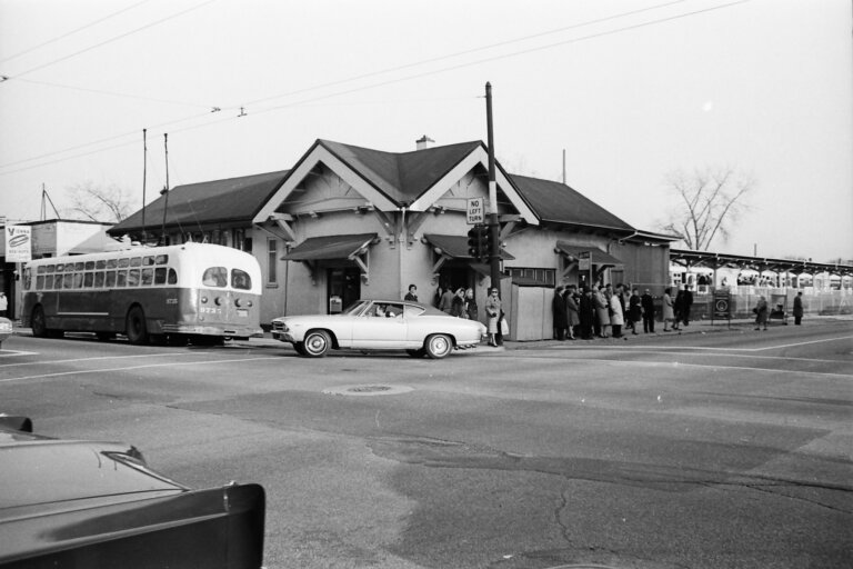 Why a once-Jewish Chicago enclave may soon live in infamy – The Forward