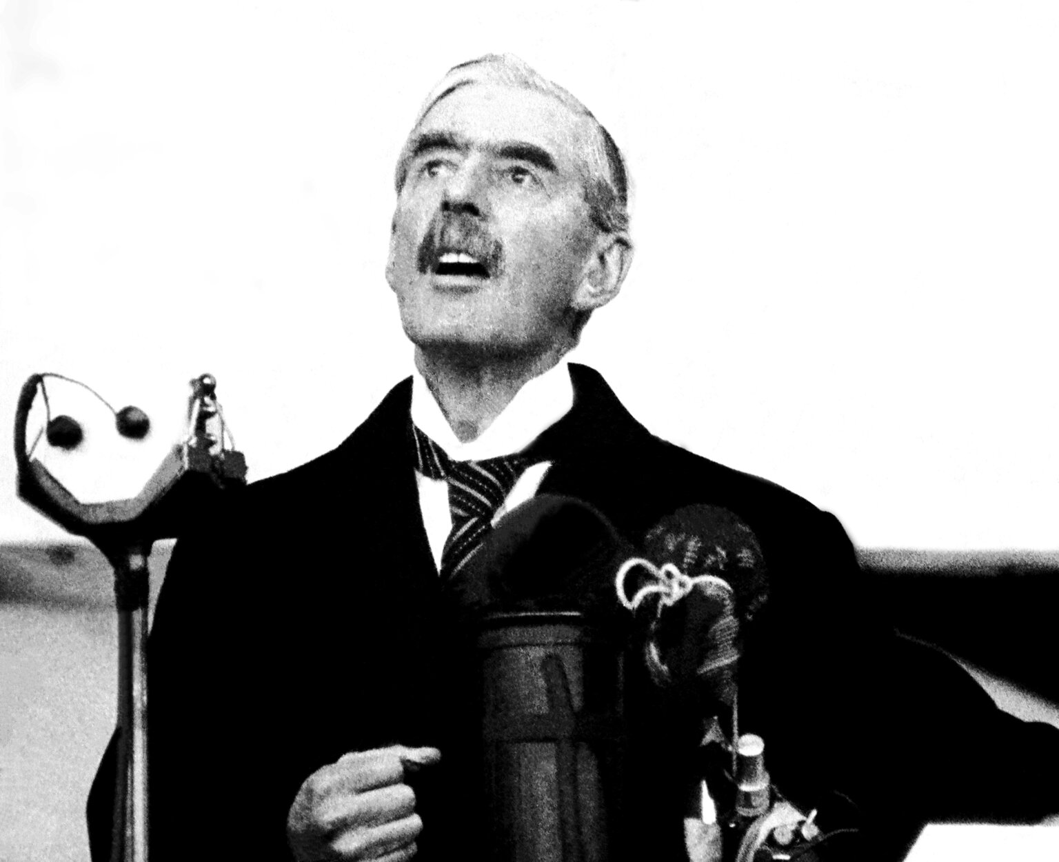 Should we fear that Trump is a new Neville Chamberlain? Uh, yes. – The ...