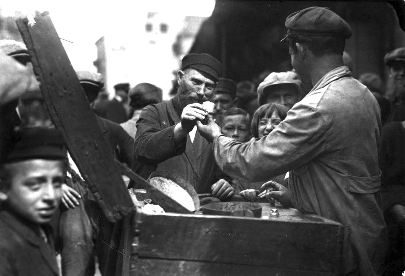 Jewish cuisine in Warsaw, 1938 – The Forward